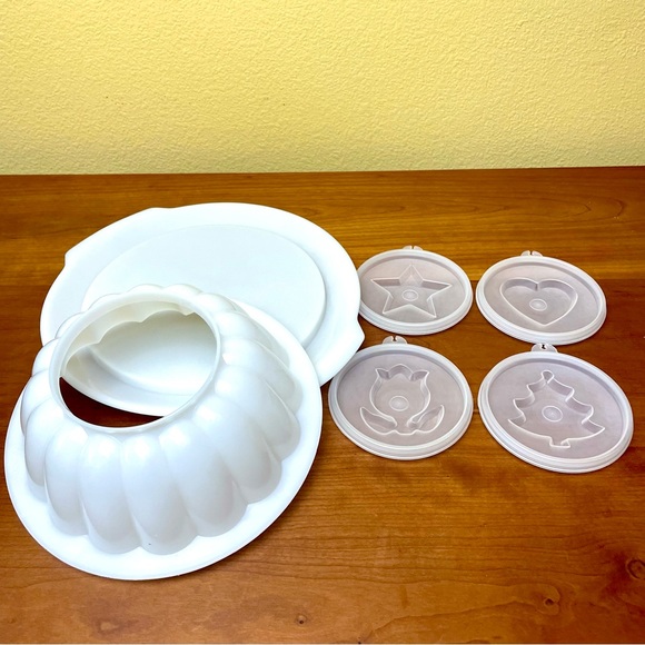 Tupperware | Kitchen | Tupperware White Jello Mold Holiday Jellnserve ...